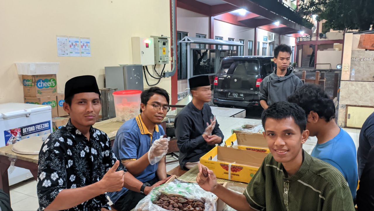 STDIIS | Laporan Kegiatan Ramadhan 1444H STDI Imam Syafi’i Jember